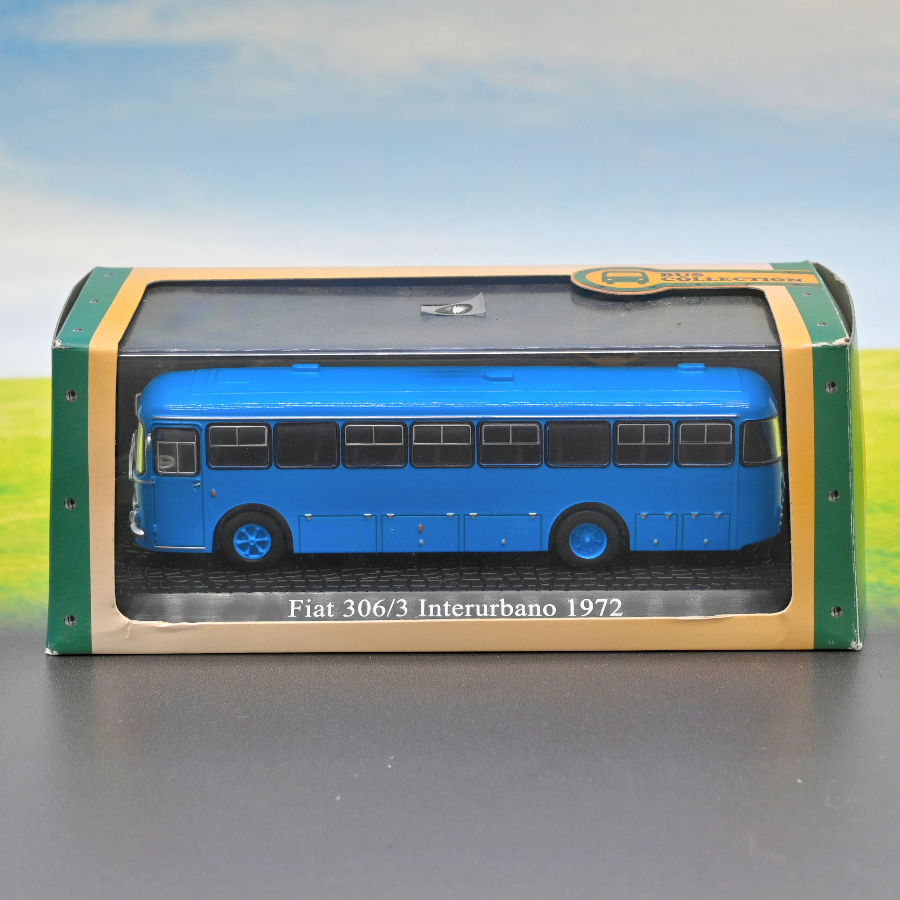 Atlas Editions / Fiat 306/3 Interurbano 1972 / Blue / 1:72 Scale ...