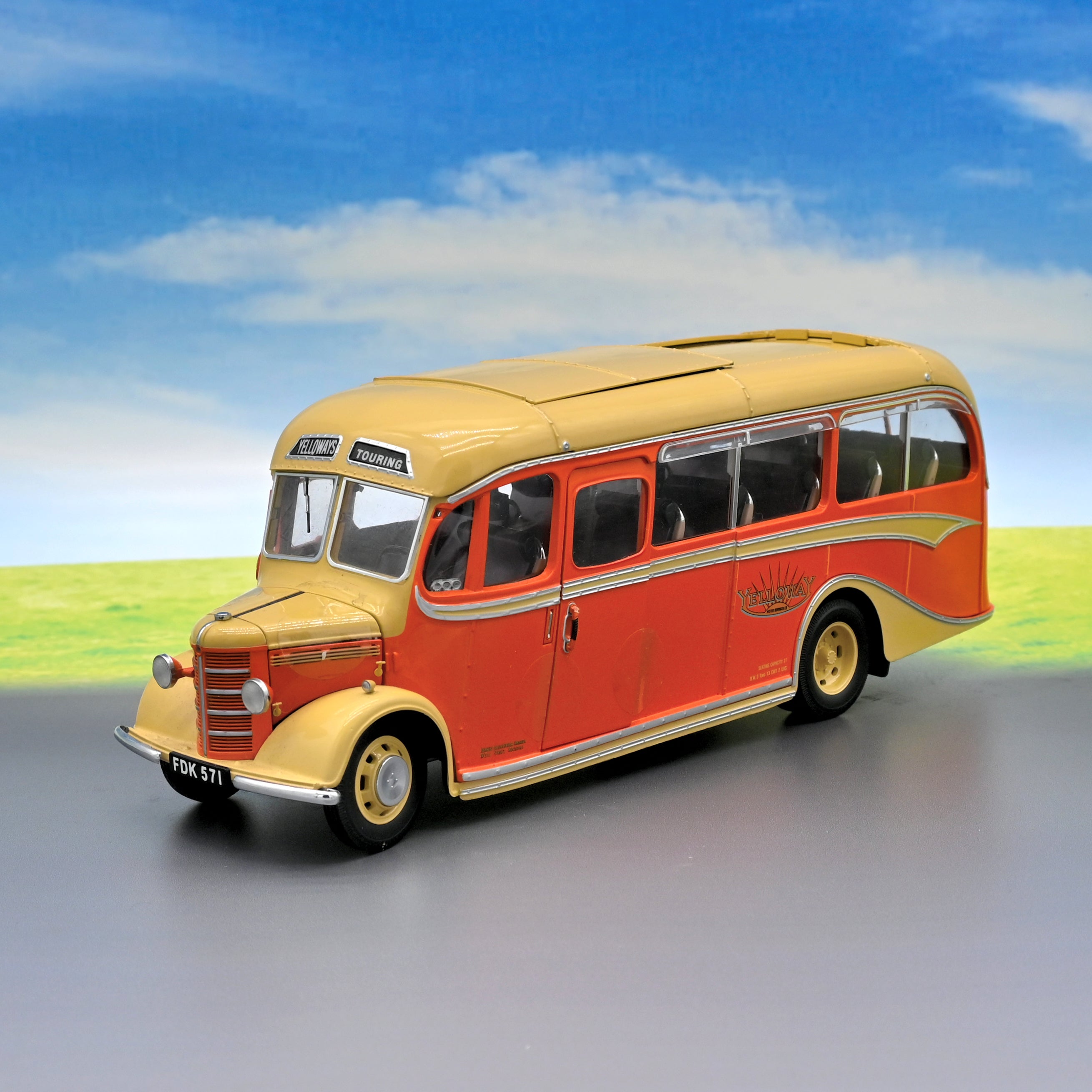 Sun Star 5001 / Bedford OB Duple Vista / Yelloway Motor Services / 1:24 ...