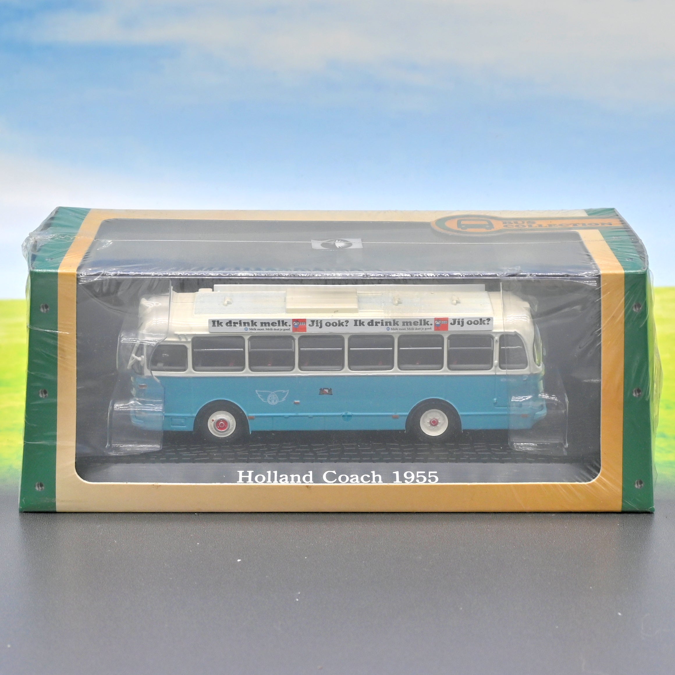 LOOSE SEAT Atlas Editions / Holland Coach 1955 / 1:72 Scale | Model Buses Collection