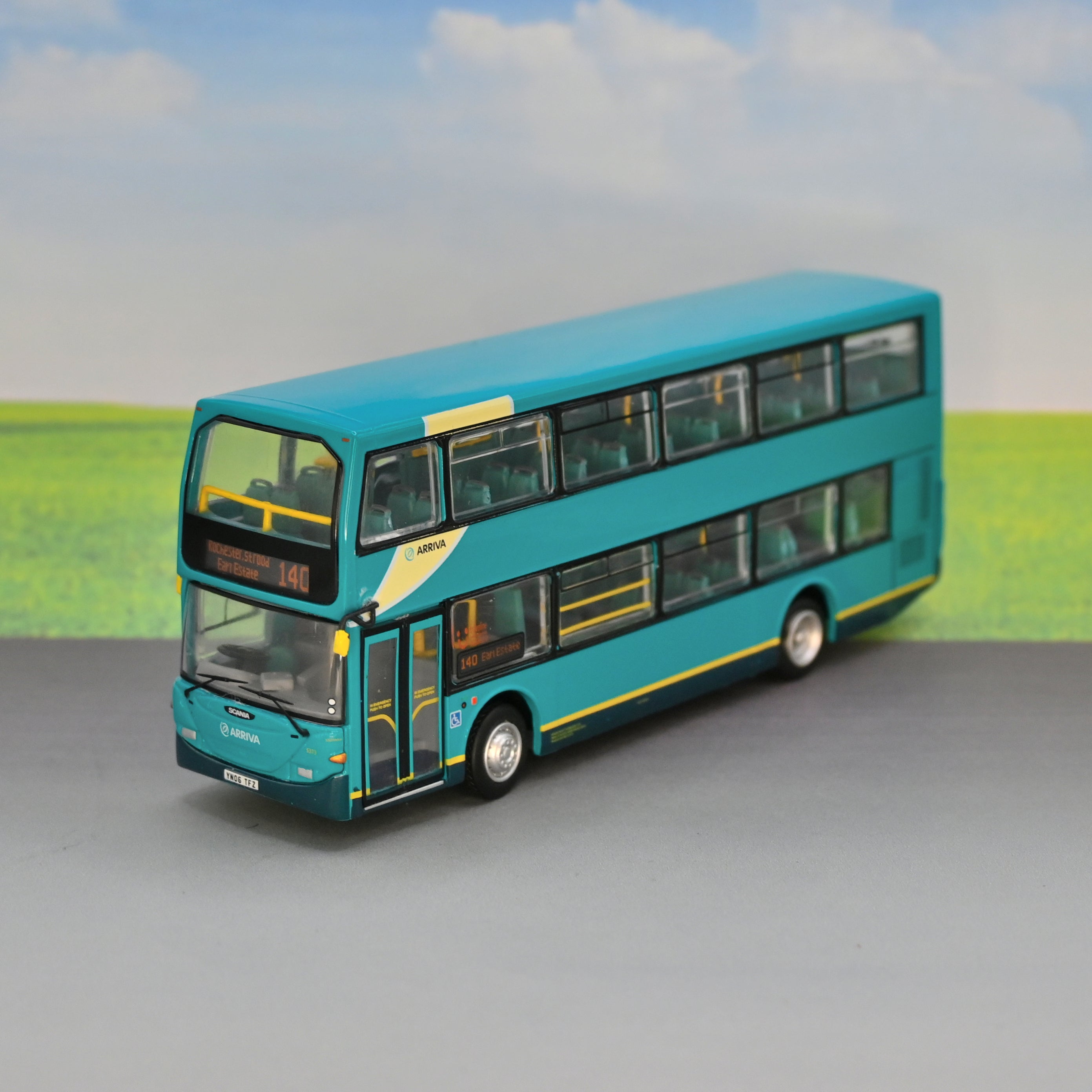Britbus ES-21A / Scania OmniDekka / Arriva Kent and Surrey / 1:76 Scale ...