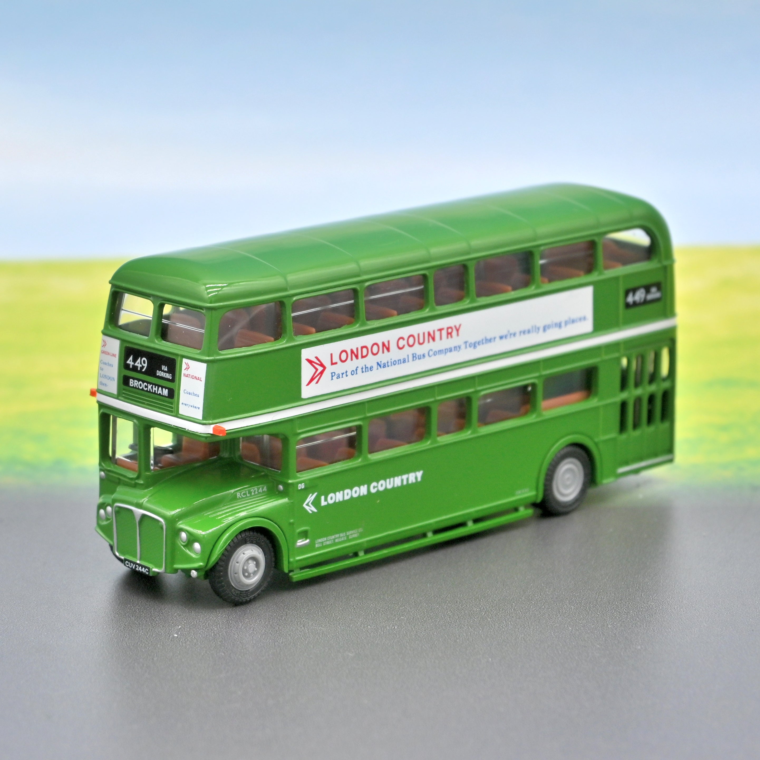 EFE 25602 / RCL Routemaster / London Country / 1:76 Scale | Model Buses ...