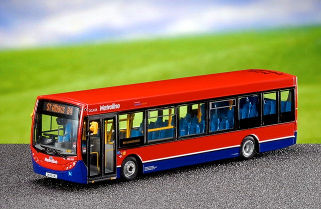 CMNL ukbus 8013 / Alexander Dennis Enviro200 Dart / Metroline / 1:76 ...