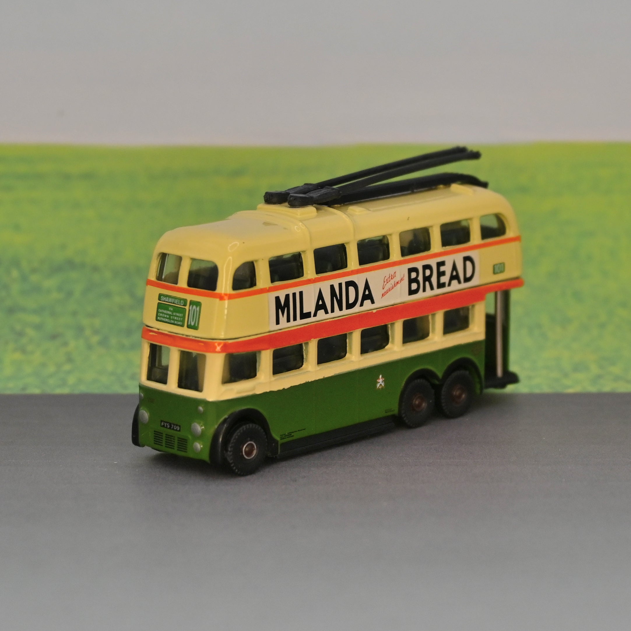 Oxford NQ1004 / BUT Trolleybus / Glasgow Corporation Transport / 1:148 ...