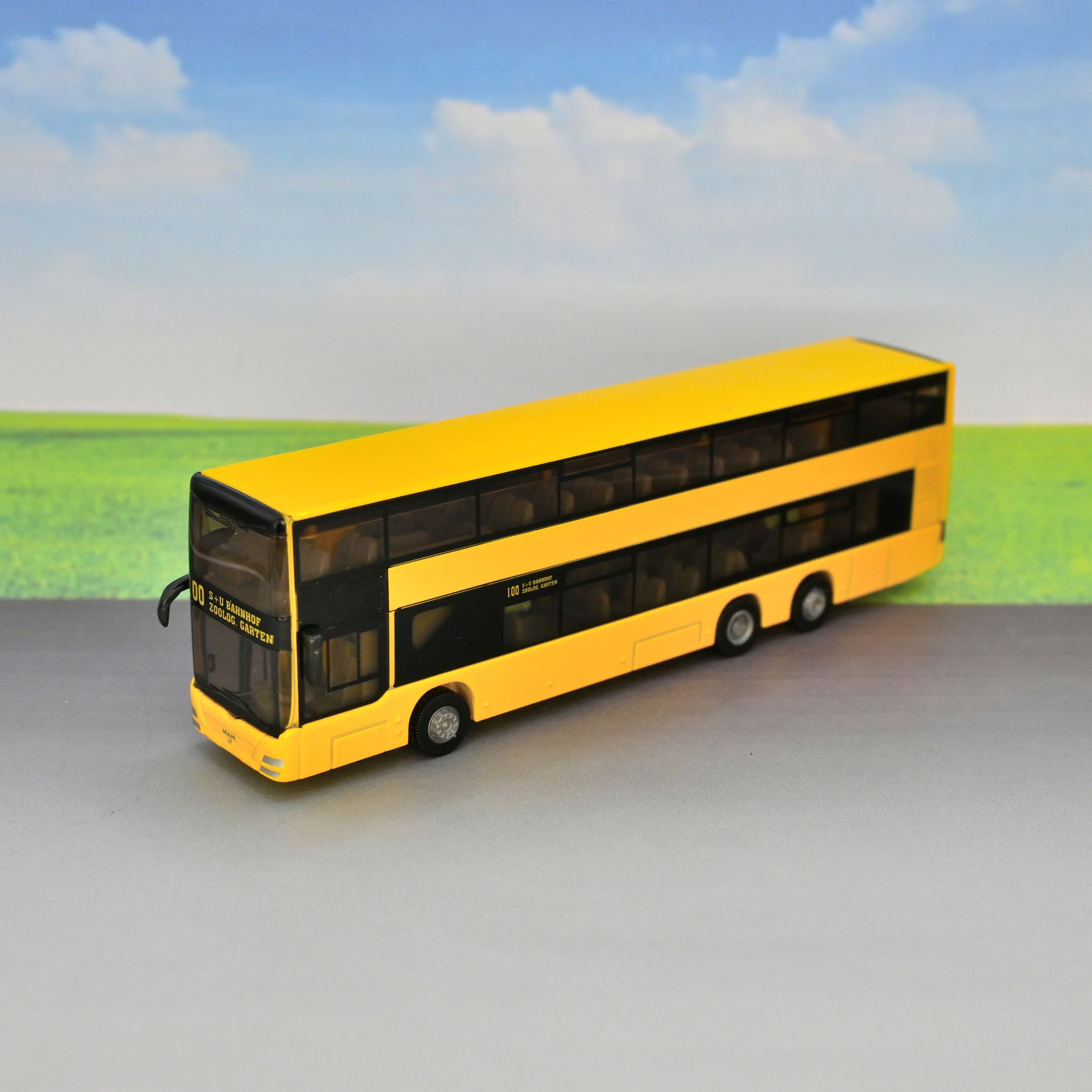 Siku 1884 / MAN Doppelstock-Linienbus / Yellow / 1:87 Scale | Model ...