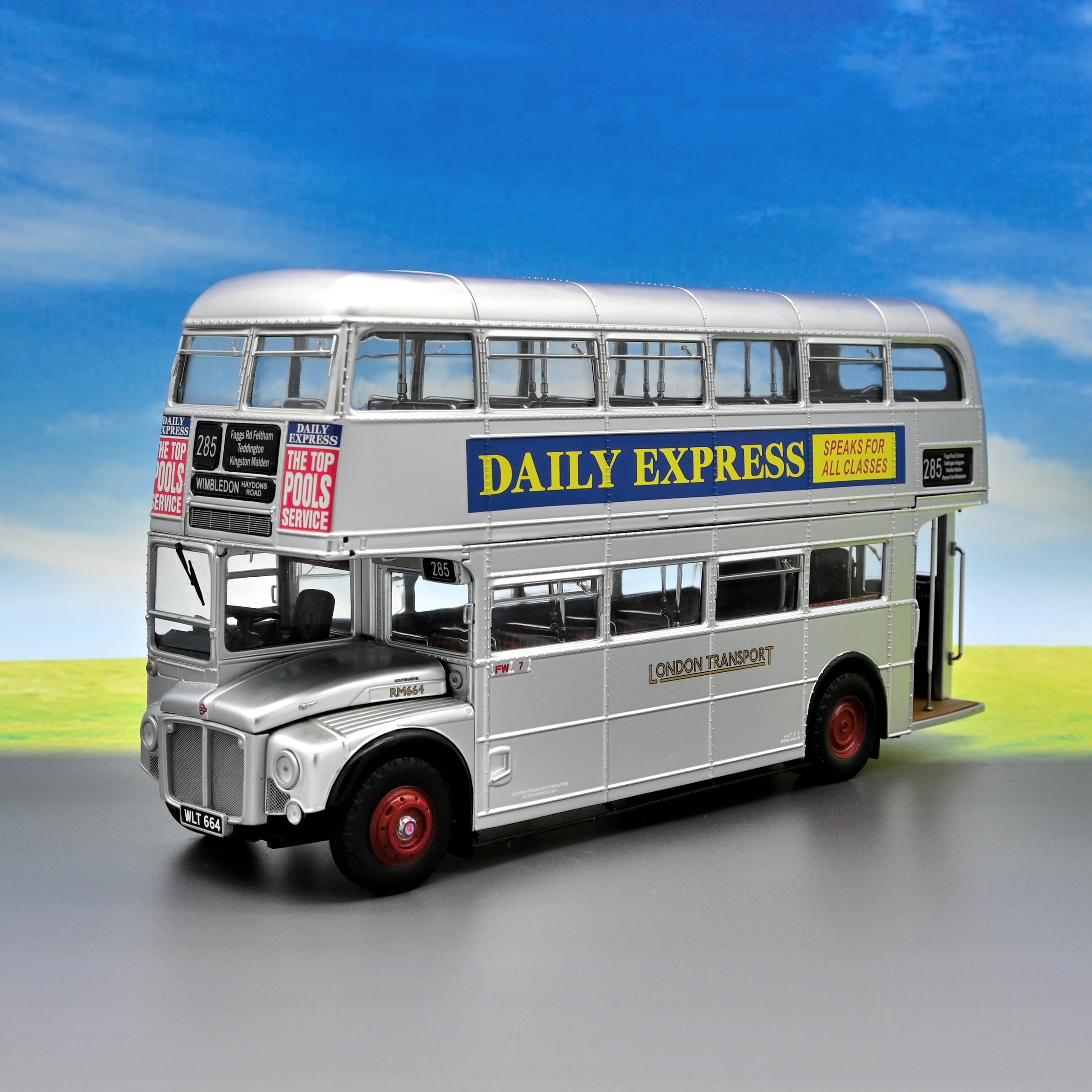 Sun Star 2903 / AEC Routemaster / The Silver Lady / RM664 WLT 664 / 1 ...