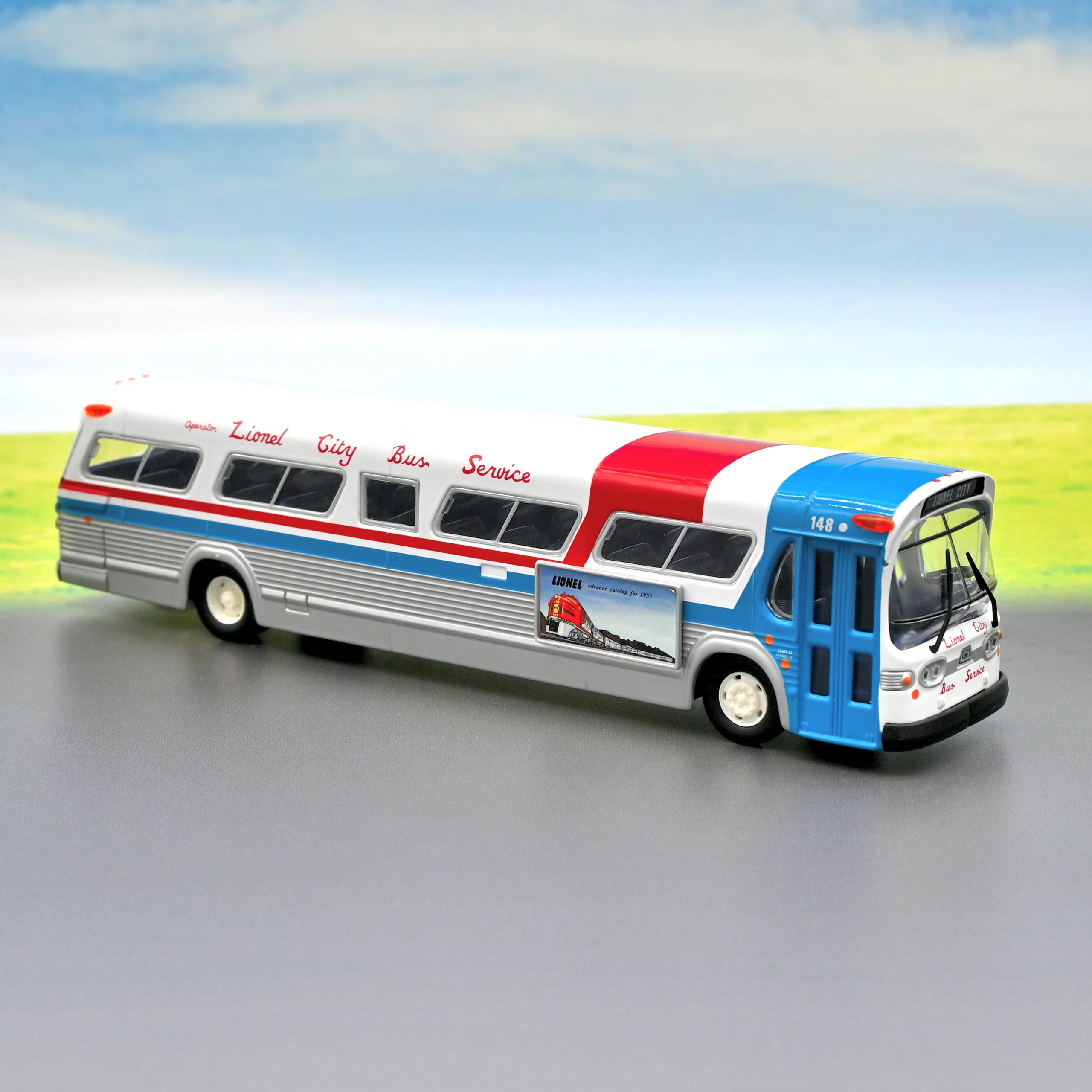 Corgi 54401 / GM 5301 Fishbowl / Lionel City Bus Services / 1:50 Scale ...
