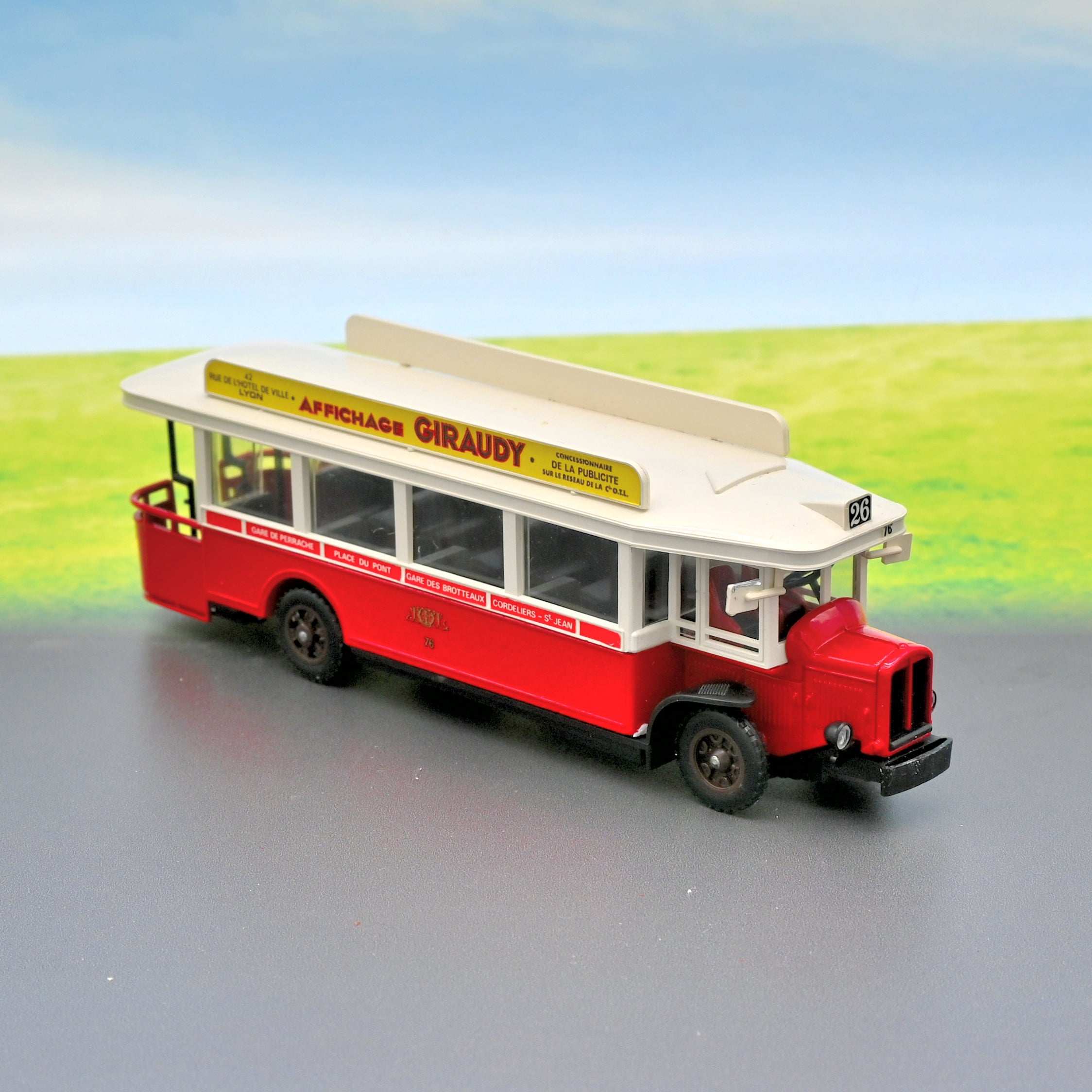 Solido / Bus Renault TN6C / Affichage Giraudy / 1:50 Scale | Model ...