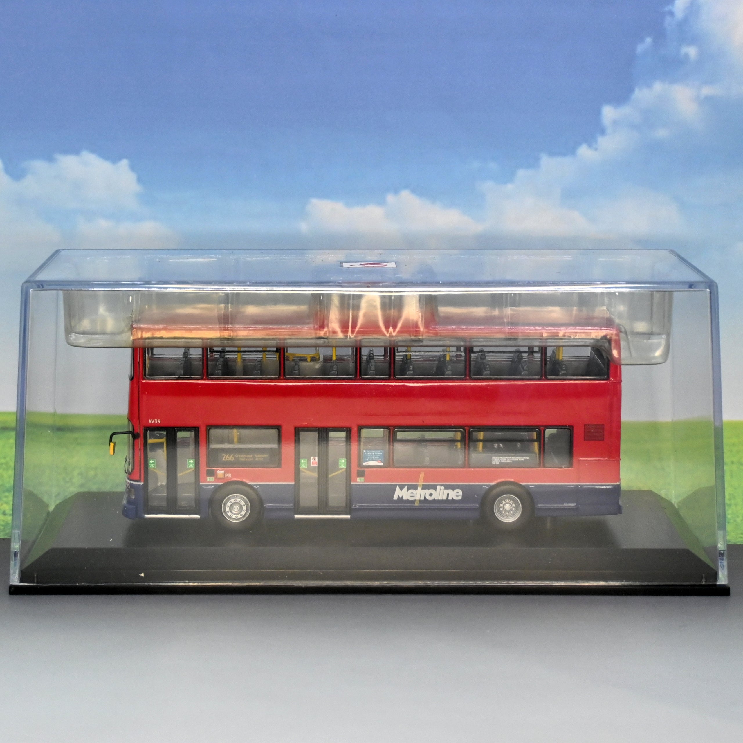 PRE-OWNED CMNL ukbus 4003 / Alexander Royale / Metroline / 1:76 Scale ...
