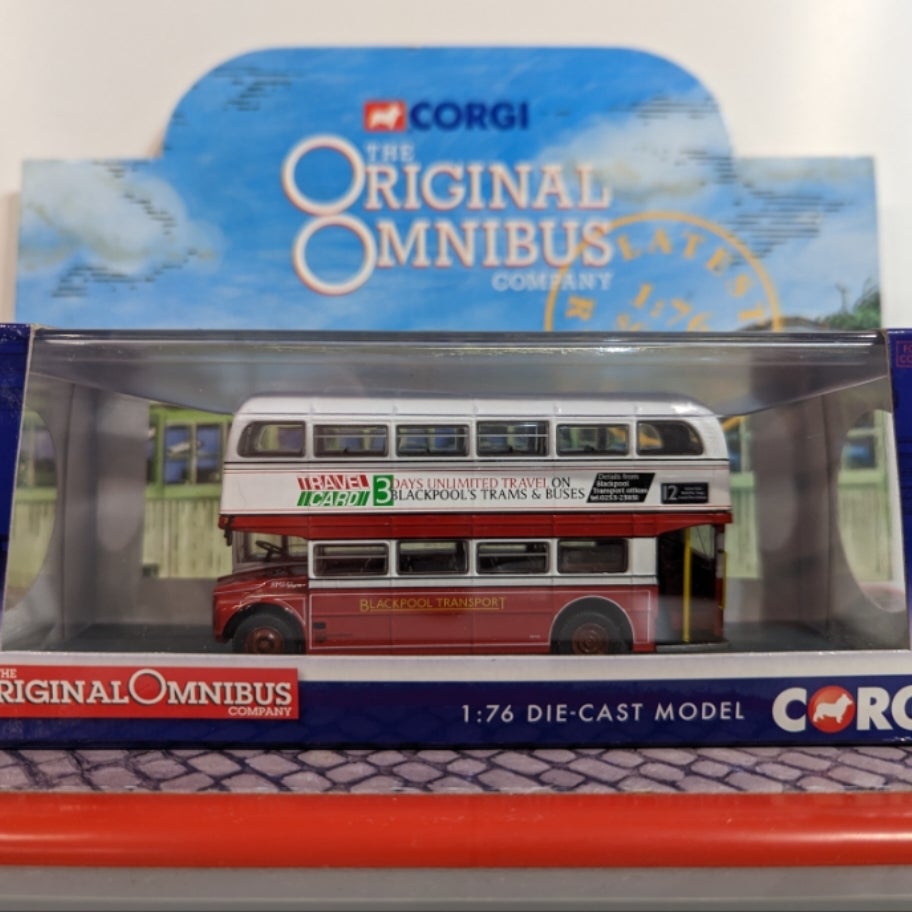 Corgi OM46306A / AEC Routemaster / Blackpool Transport / 1:76 Scale ...