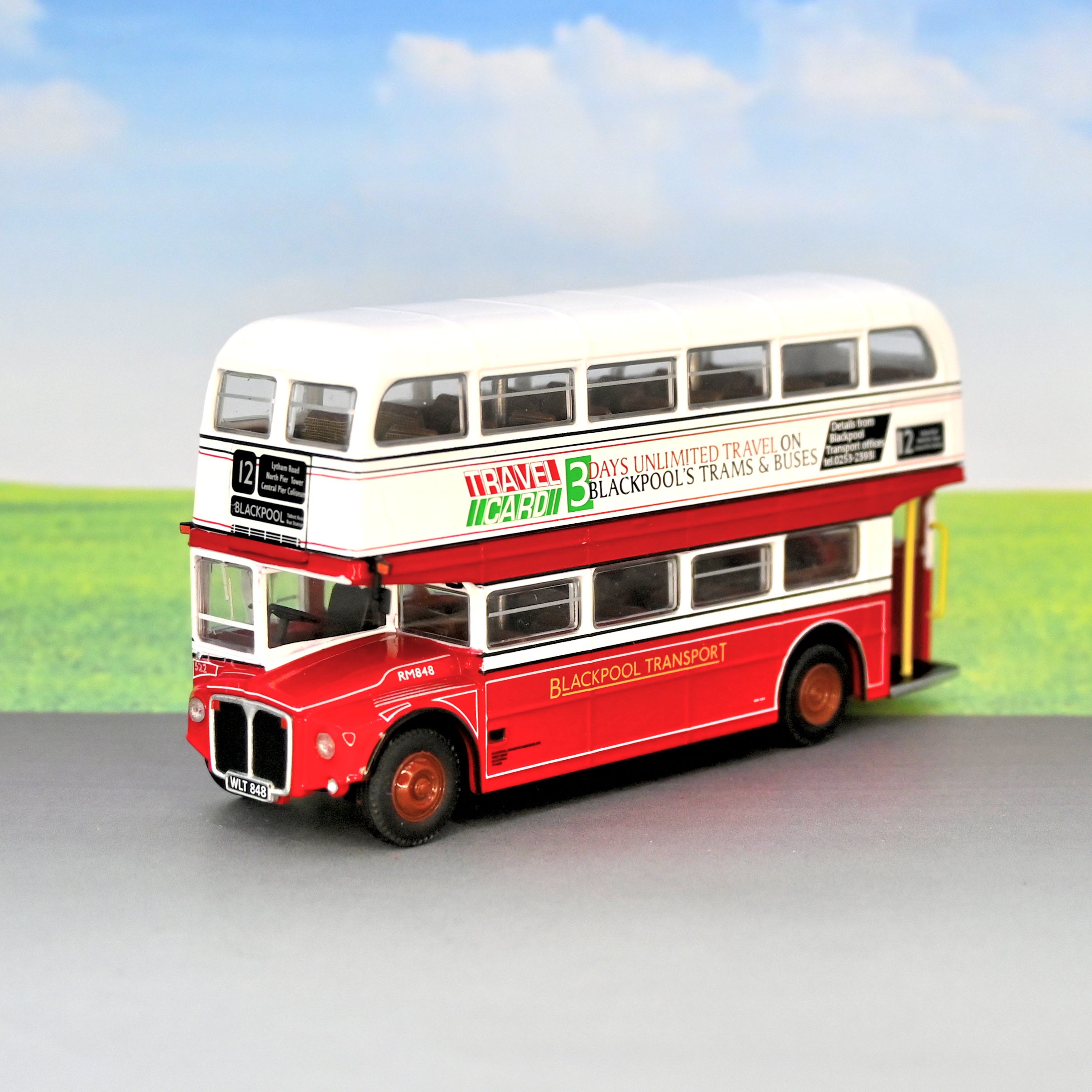 Corgi OM46306A / AEC Routemaster / Blackpool Transport / 1:76 Scale ...