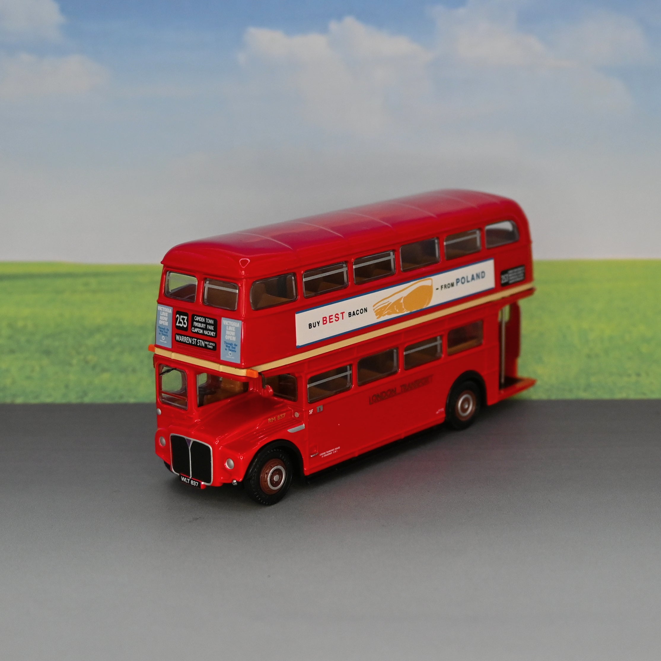EFE 31501 / RM Routemaster / London Transport / 1:76 Scale | Model ...