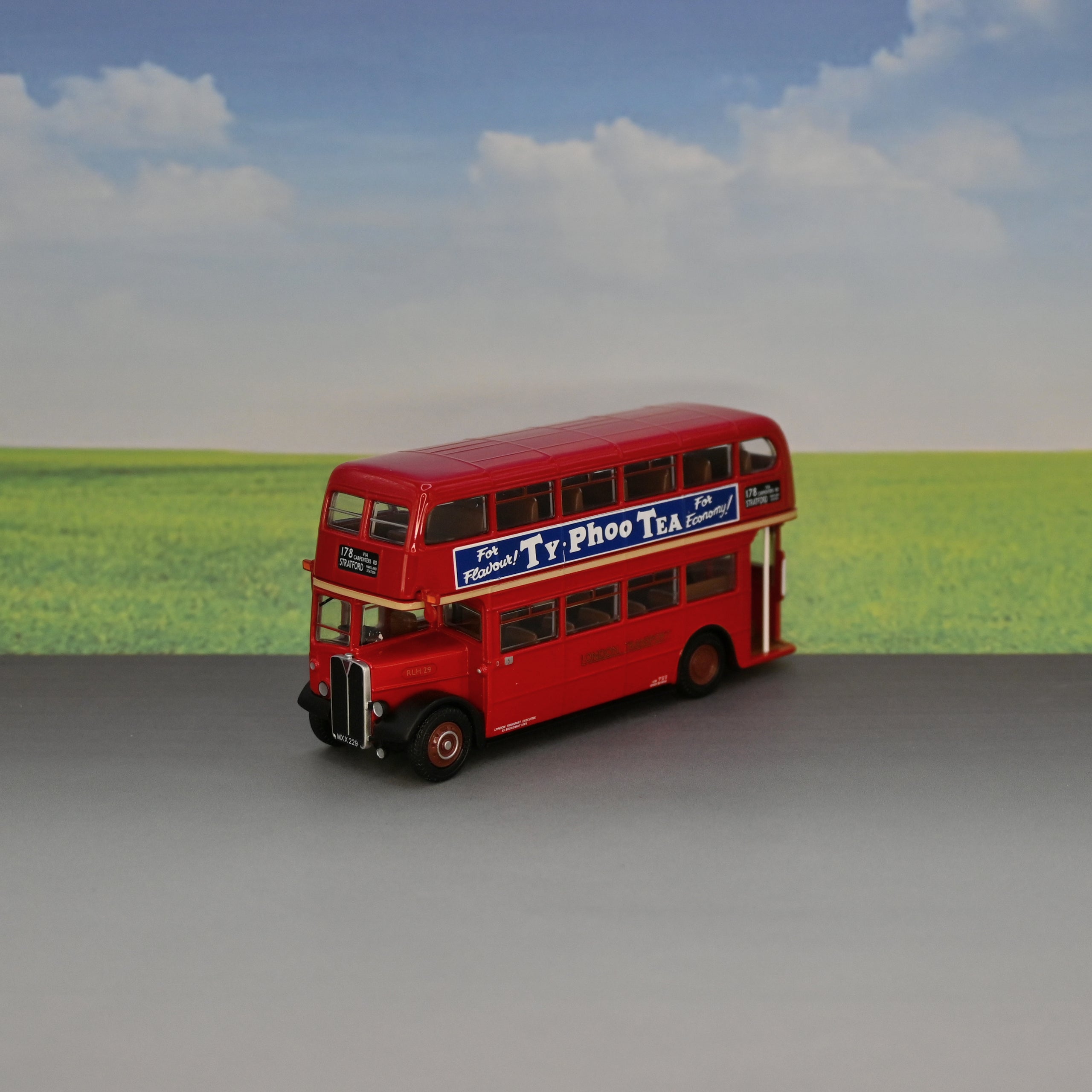 EFE 34204 / AEC RLH / London Transport / 1:76 Scale | Model Buses ...
