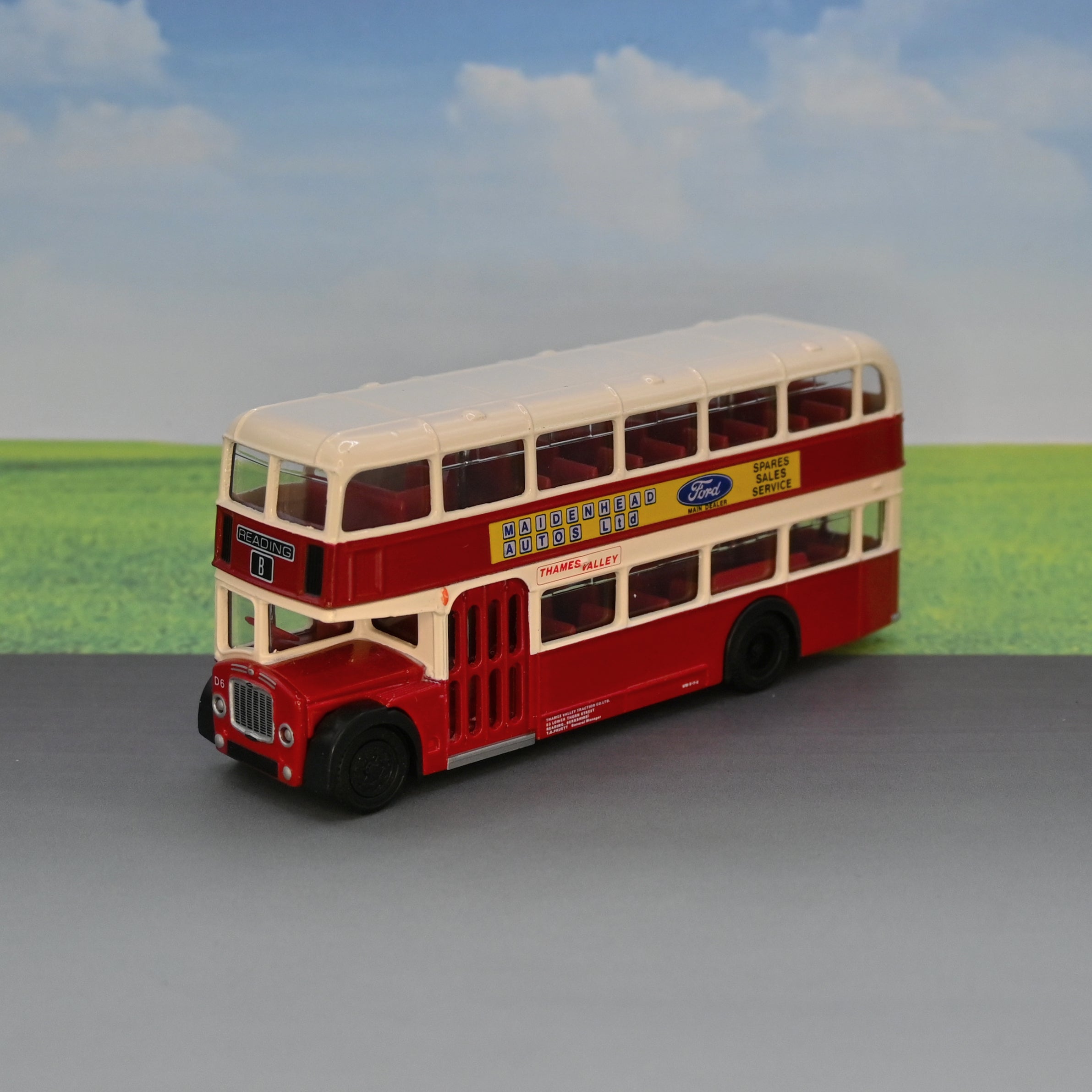 EFE 14007 / Bristol Lodekka / Thames Valley / 1:76 Scale | Model Buses ...