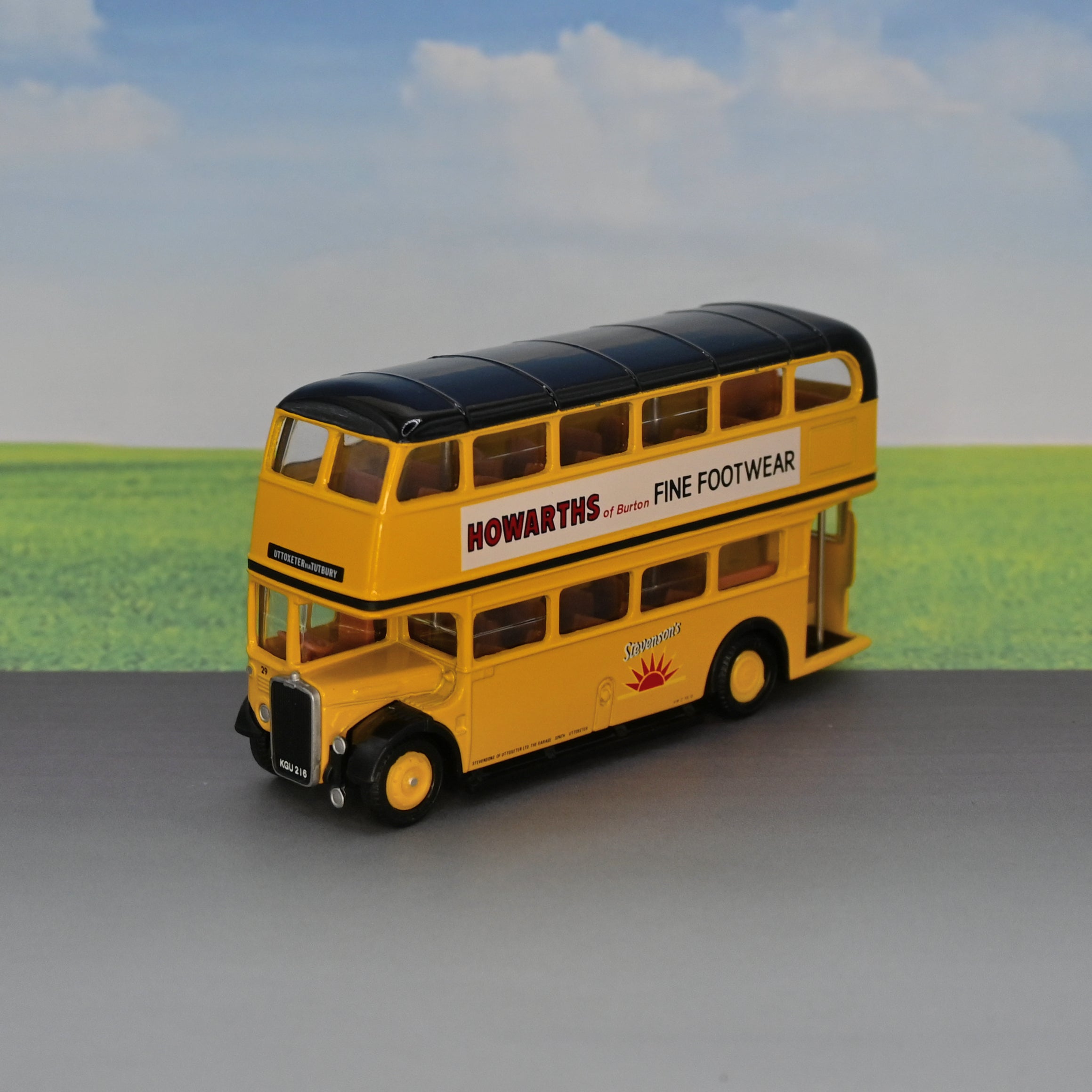 EFE 11110 / London RTL / Stevensons / 1:76 Scale | Model Buses Collection