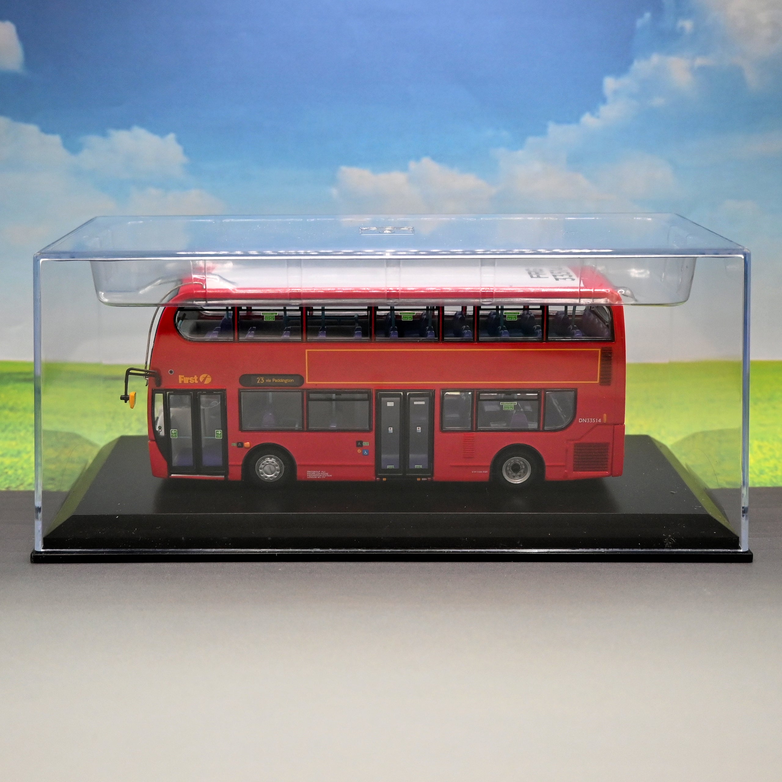 CMNL ukbus 6017 / Alexander Dennis Enviro400 / First London / 1:76 ...
