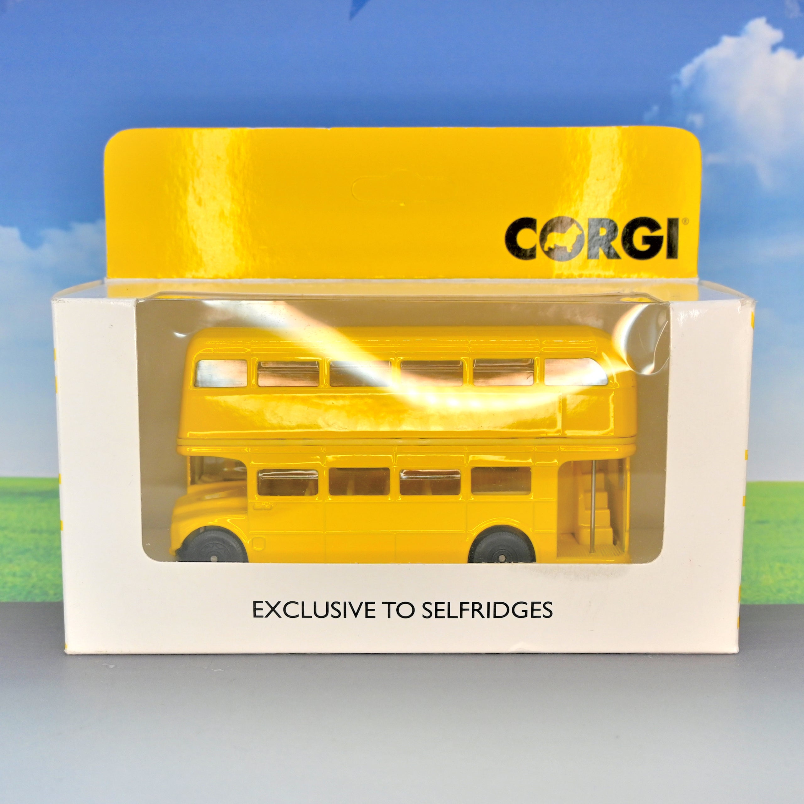 Corgi CP82324 / AEC Routemaster / Exclusive to Selfridges | Model Buses ...