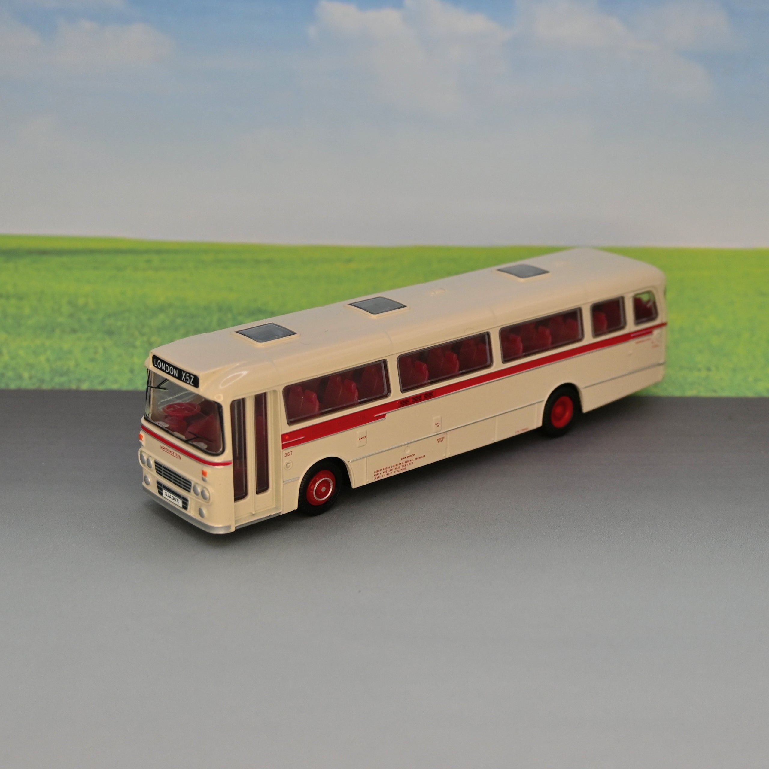 EFE 22701 / Alexander Y Type / North Western / 1:76 Scale | Model Buses ...