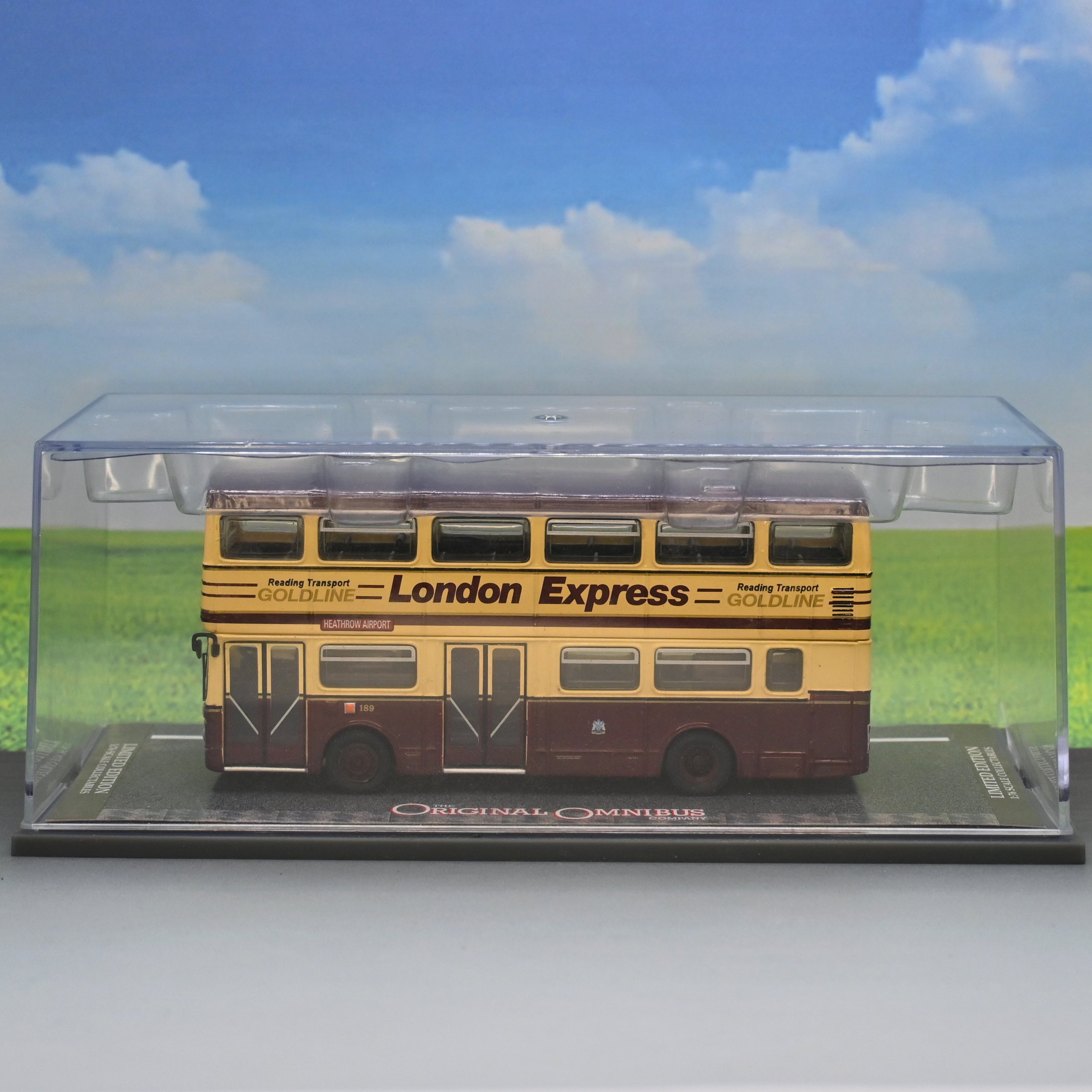 PRE-OWNED Corgi OM45117 / MCW Metrobus / Reading Buses London Express ...