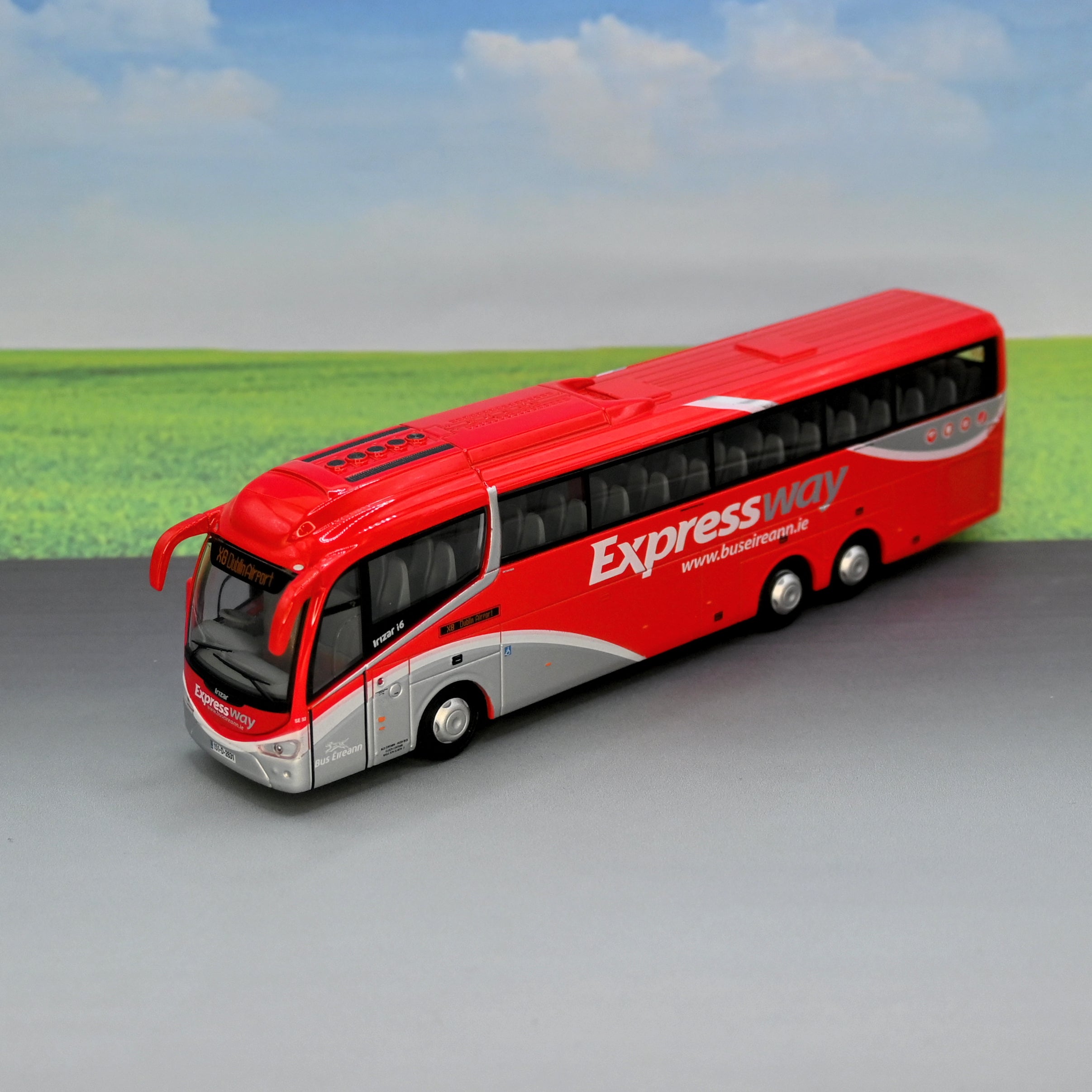 Oxford 76IR6008 / Irizar I6 / Bus Eirann Expressway / 1:76 Scale ...