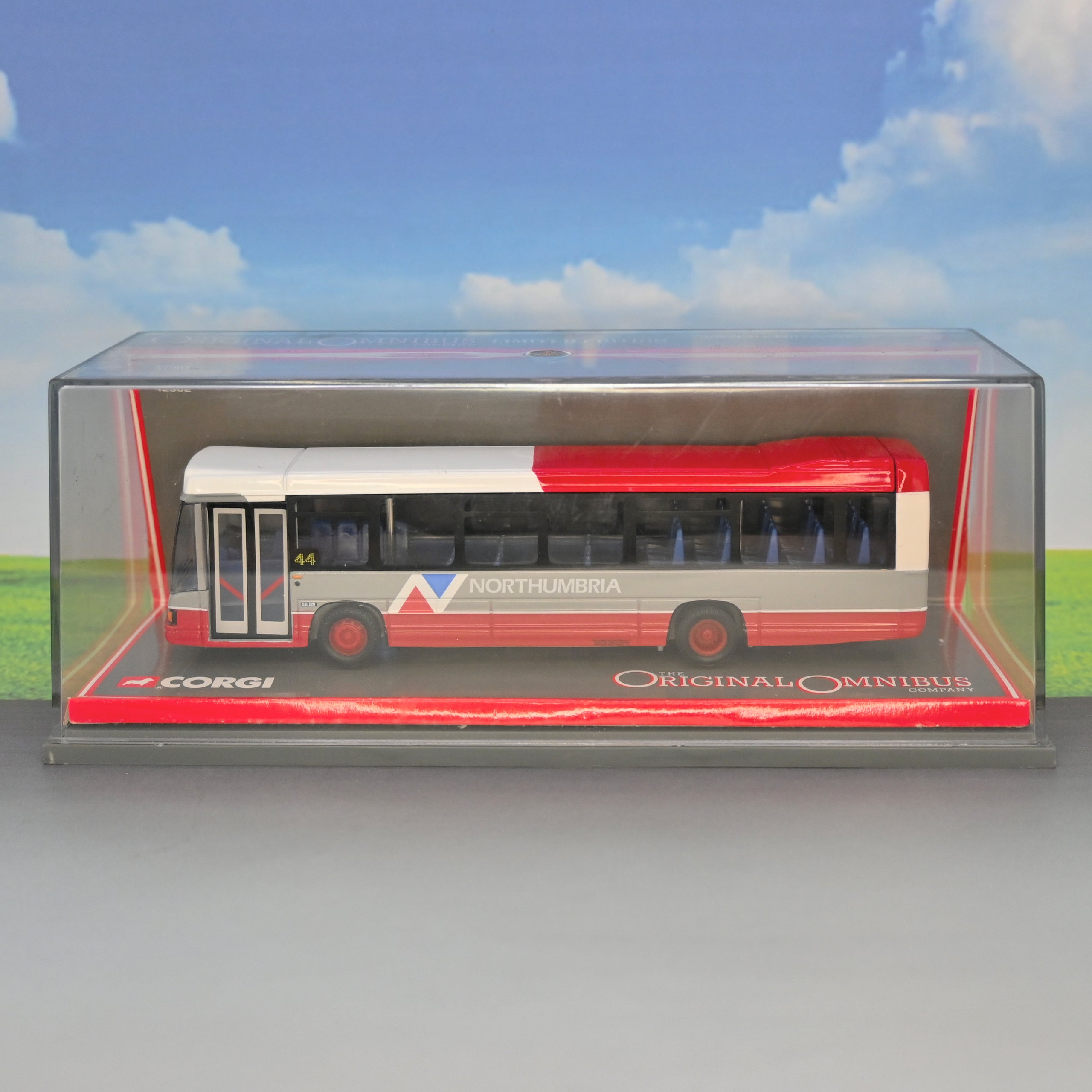 Corgi 42902 / Optare Delta / Northumbria Motor Services / 1:76 Scale ...